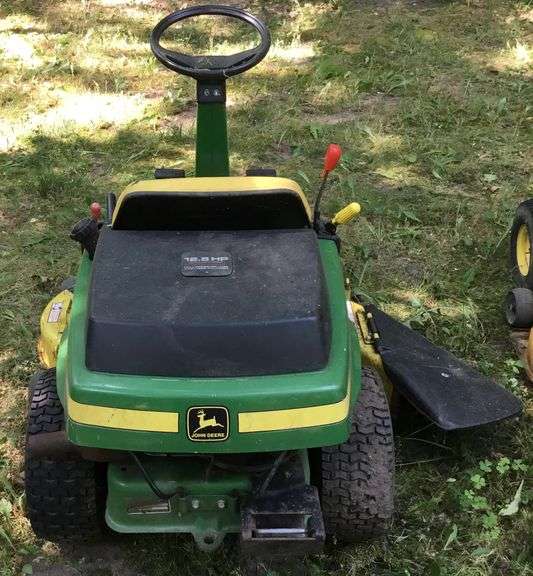 John Deere SX95 Riding Mower - Sherwood Auctions