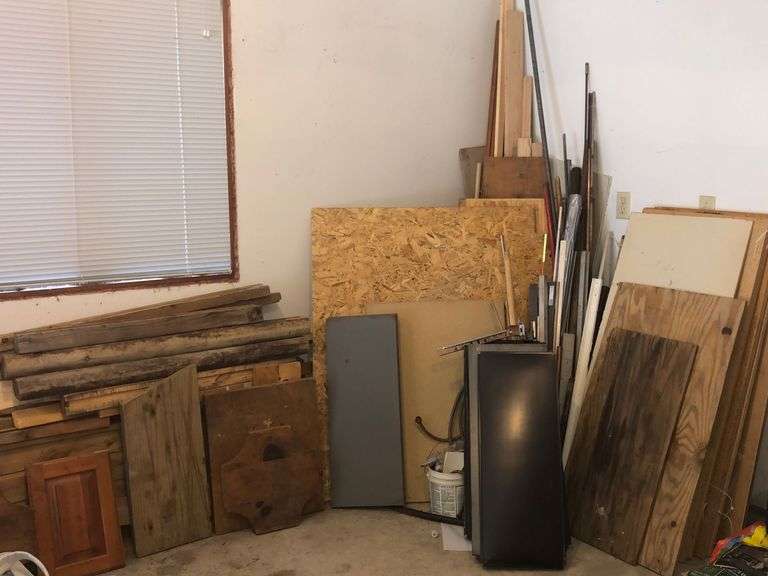 Large Amount of Scrap Wood + Scrap Metal - Sherwood Auctions