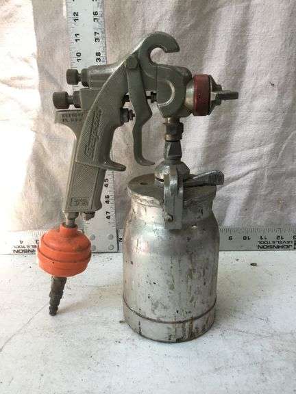 Snap-On Pneumatic Paint Sprayer - Sherwood Auctions