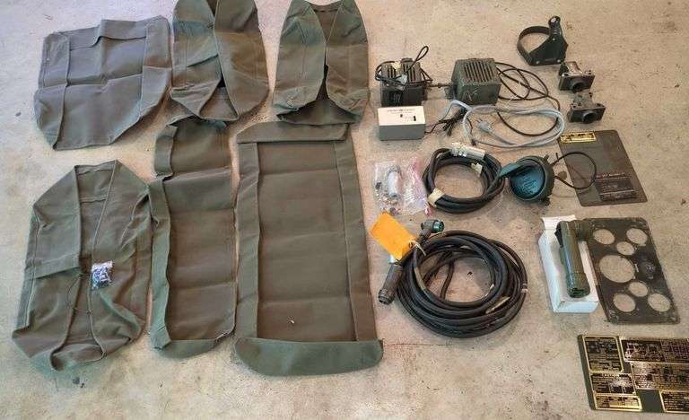 Military Radio Cords Radio Parts + Canvas Radio Covers - Sherwood Auctions