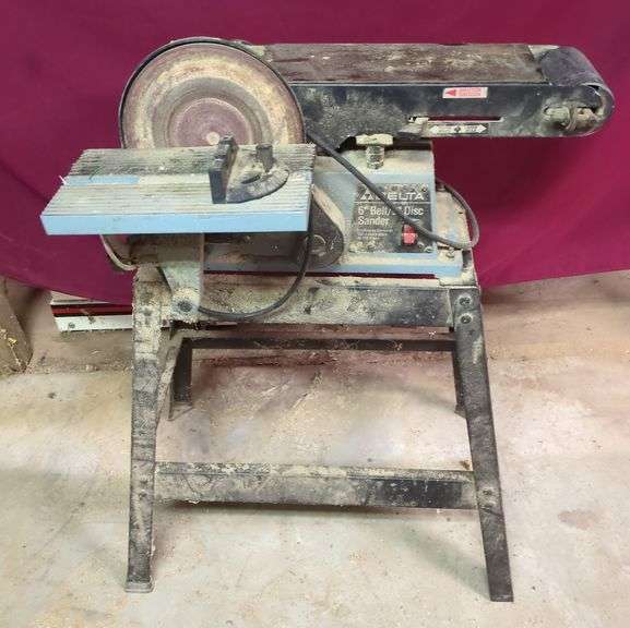 Delta 9 Inch Disc Sander w/ 6 Inch Belt- has power - Sherwood Auctions