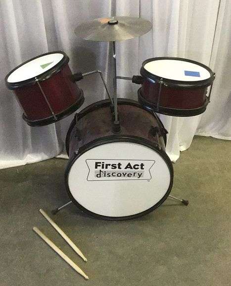 First Act Drum Kit - Sherwood Auctions