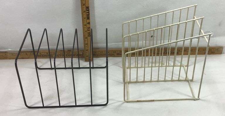 Magazine Racks - Sherwood Auctions