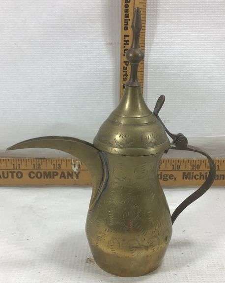 Vintage Brass Dallah Coffee Pot - Sherwood Auctions