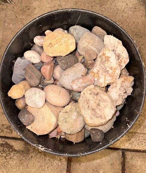 5 Gallon Bucket Full Of A Collection Of Rocks - Sherwood Auctions
