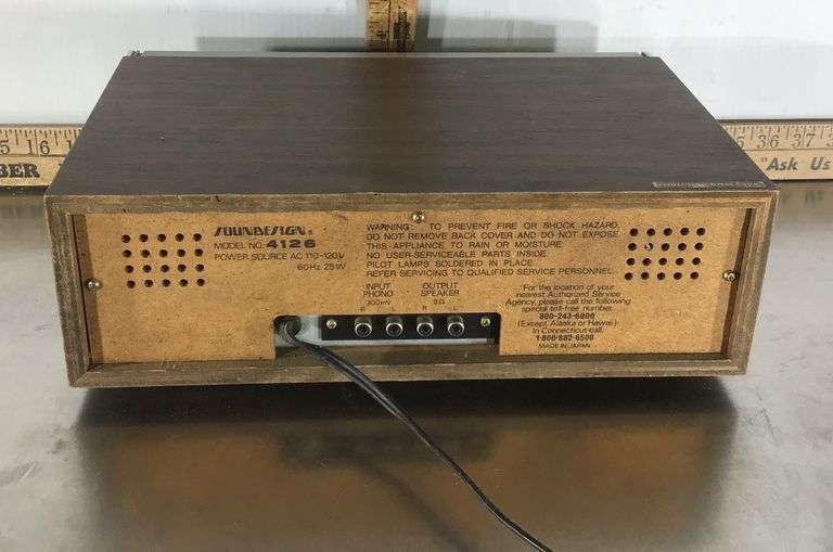 Vintage Soundesign Stereo - Sherwood Auctions