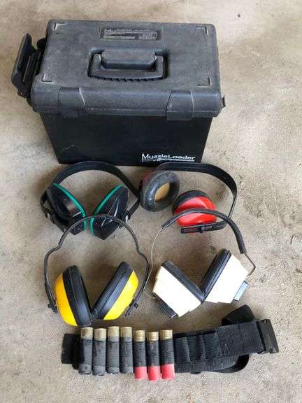 Winchester 10 Gauge Shotgun Shells, Ammo Belt + Muzzleloader Box ...
