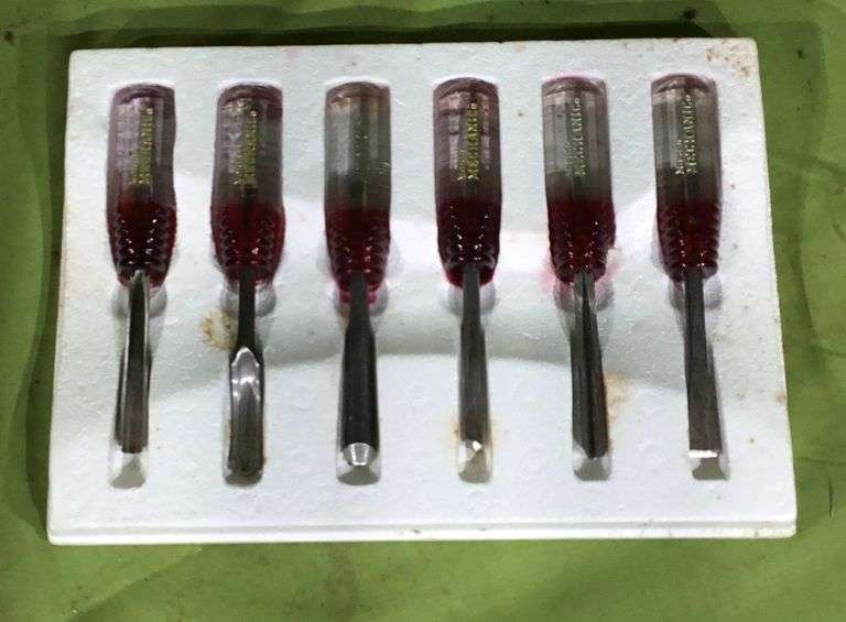 6 Pc. Master Mechanic Wood Carving Chisels - Sherwood Auctions