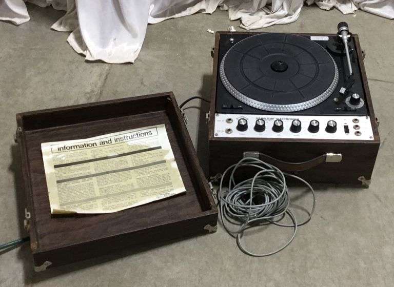 Hamilton Electronics Record Player - Sherwood Auctions