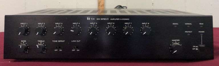TOA 900 Series II Amplifier A-912MK2- has power - Sherwood Auctions