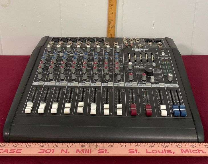 Mackie DFX-12 12 Channel Compact Live Sound Mixer- has power - Sherwood ...