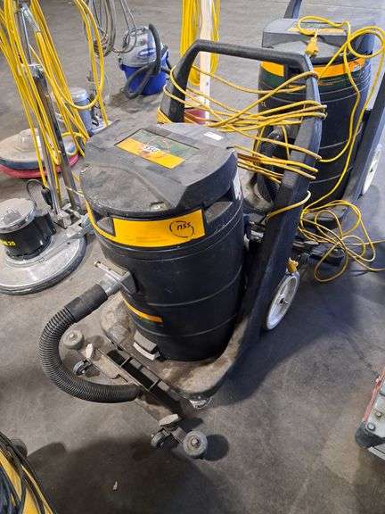 NSS Colt Wet/Dry Vac - Sierra Auction Management Inc