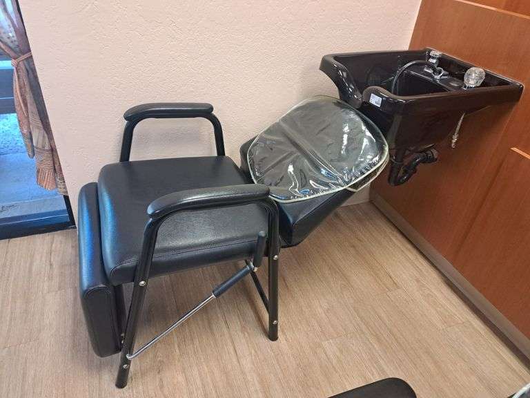 Deluxe Leather-like Reclining Hair Washing Chair with Ceramic Hair ...