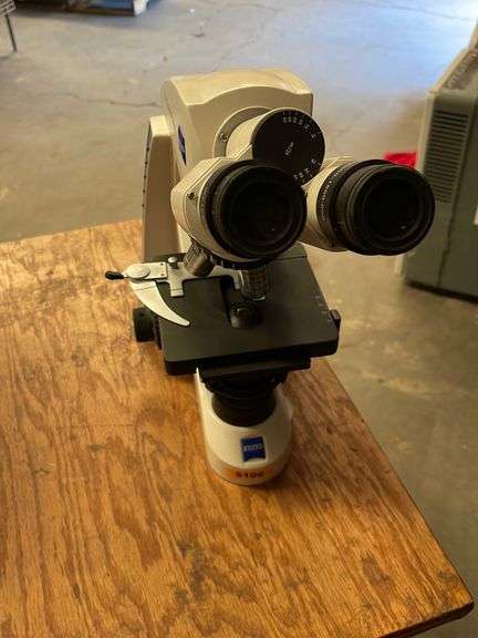 ZEISS Primo Star Microscope - Sierra Auction Management Inc