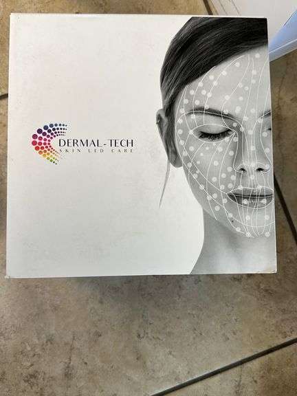 Dermal Tech Skin LED Care Light Therapy Mask - Sierra Auction ...