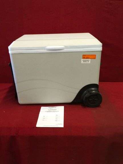 Koolatron Cooler - Sierra Auction Management Inc
