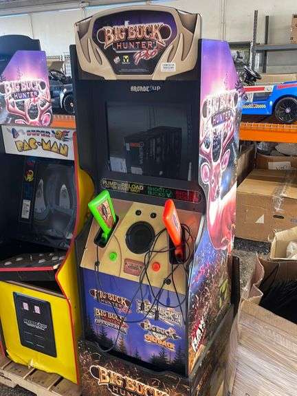 Big Buck Hunter Pro Arcade Machine - Sierra Auction Management Inc