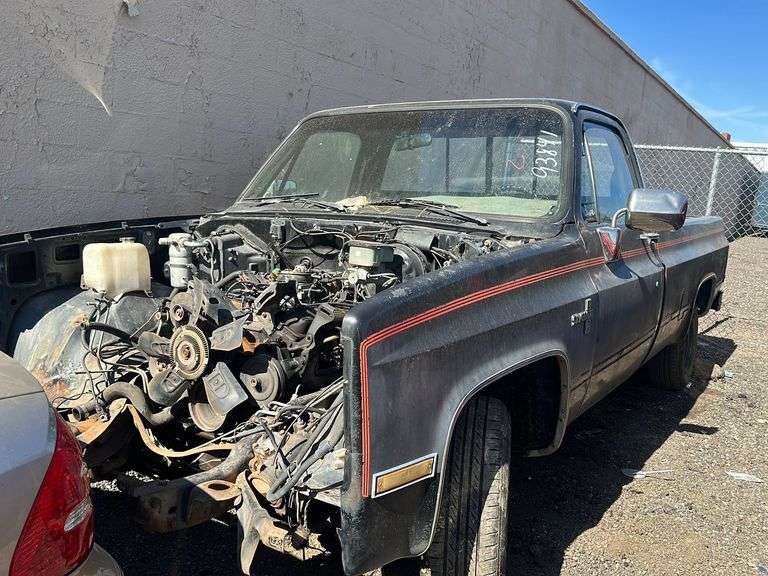 1987 Chevrolet R10 - Sierra Auction Management Inc