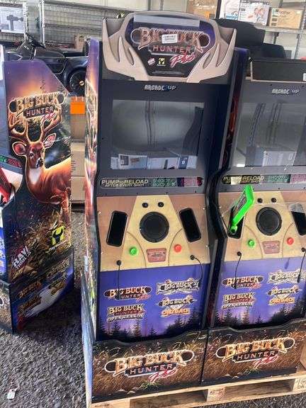 Big Buck Hunter Pro Arcade Machine - Sierra Auction Management Inc