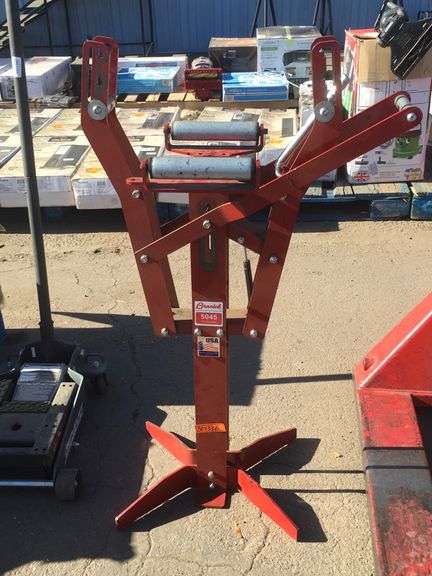 Branick 5045 Tire Spreader - Sierra Auction Management Inc