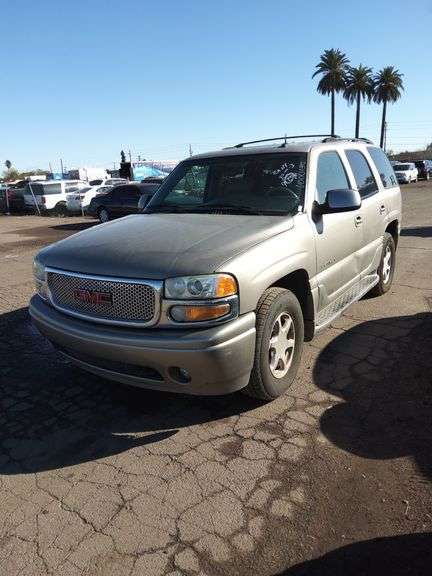 2002 GMC Yukon Denali - Sierra Auction Management Inc