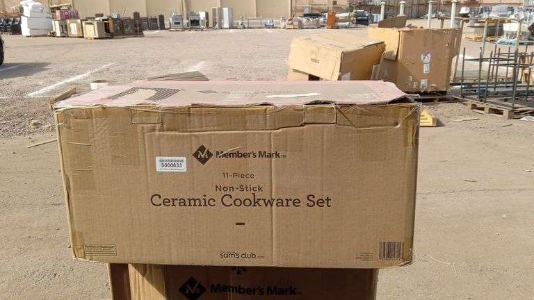 Members Mark Cookware Set - Sierra Auction Management Inc