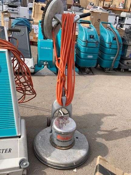 Hako Minuteman Floor Scrubber - Sierra Auction Management Inc