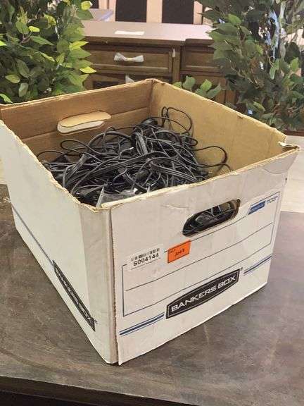 Box of Miscellaneous Power Cords - Sierra Auction Management Inc