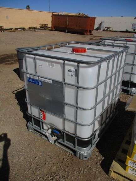 250 Gallon Liquid Container With Metal Cage and Drain Spout - Sierra ...