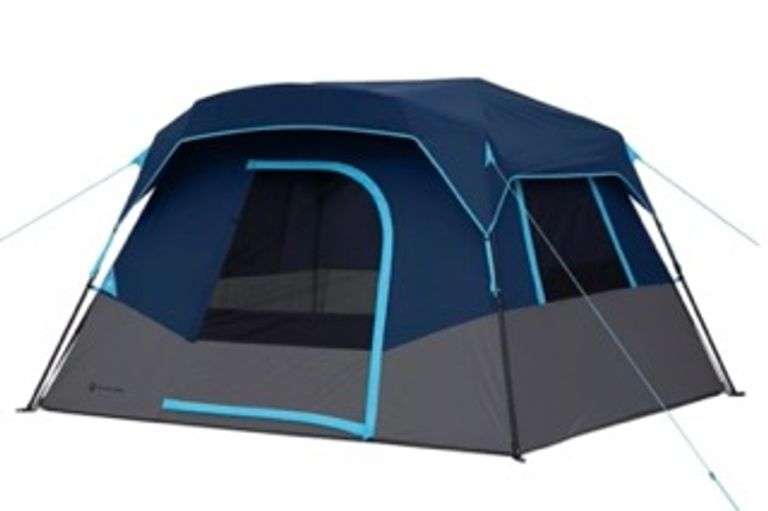 Member Marks Cabin Tent - Sierra Auction Management Inc