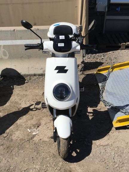 Zebra Now Electric Scooter - Sierra Auction Management Inc