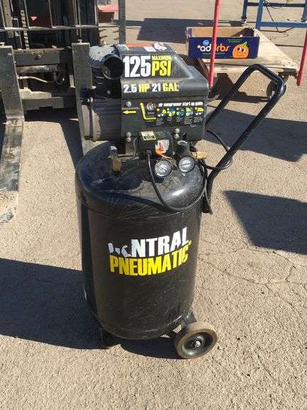 Central Pneumatic 21 Gal 125 PSI Air Compressor - Sierra Auction ...
