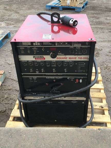 Lincoln Square Wave TIG 350 Welder 9492 - Sierra Auction Management Inc