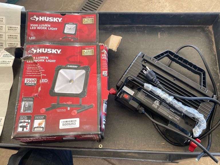 Husky Work Light - Sierra Auction Management Inc