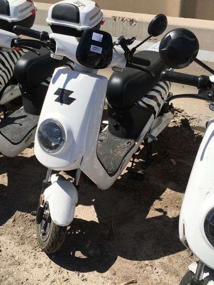 Zebra Now Electric Scooter - Sierra Auction Management Inc