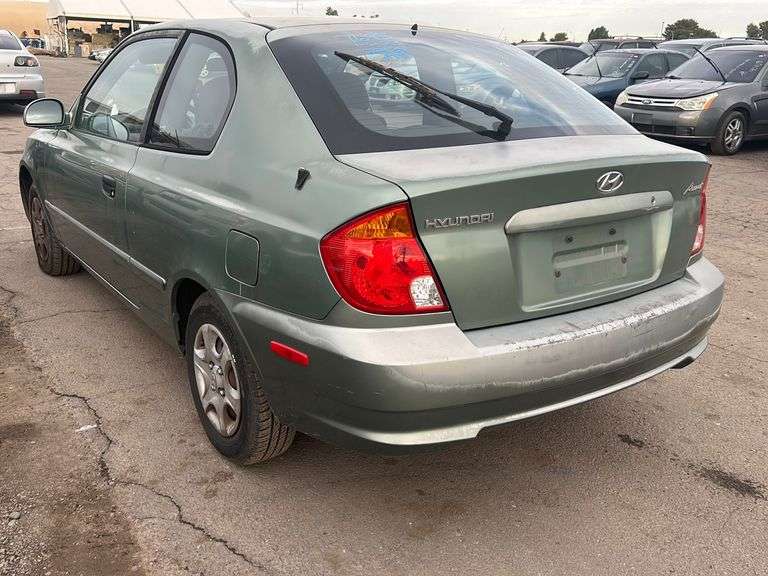 2005 Hyundai Accent GLS / GT - Sierra Auction Management Inc