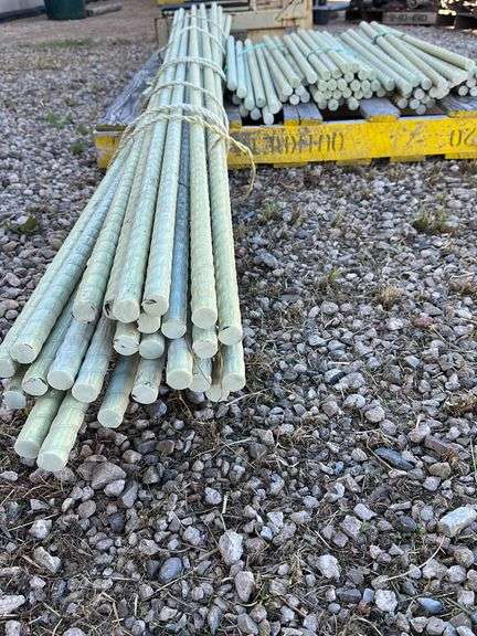 Pallet of Fiberglass Rebar Pole - Sierra Auction Management Inc
