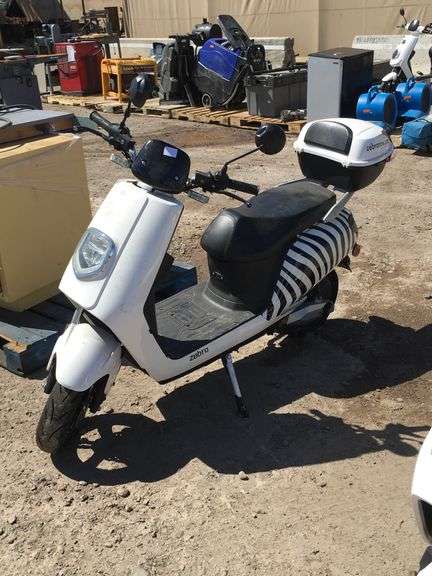 Zebra Now Electric Scooter - Sierra Auction Management Inc