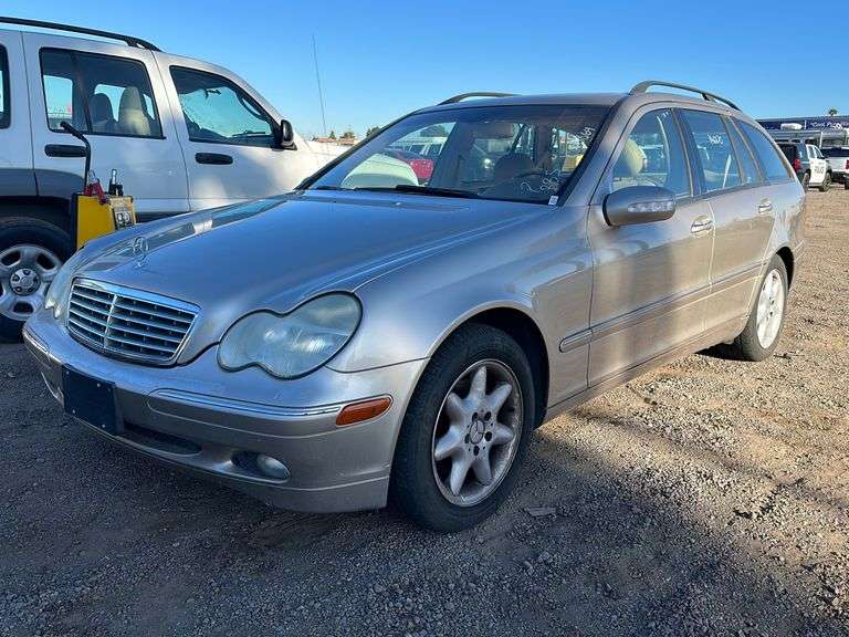 2004 Mercedes-Benz C Class C240 - Sierra Auction Management Inc