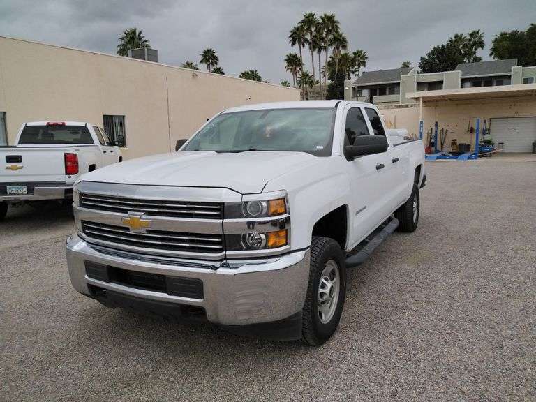 2015 Chevrolet Silverado 2500 W/T Service Truck - Sierra Auction ...