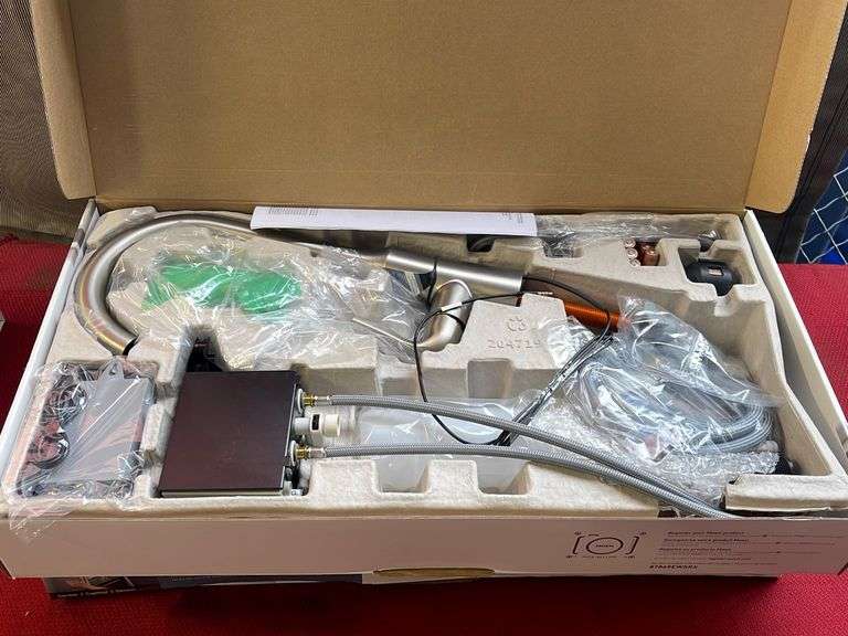 2PCS Moen Kitchen Faucet - Sierra Auction Management Inc