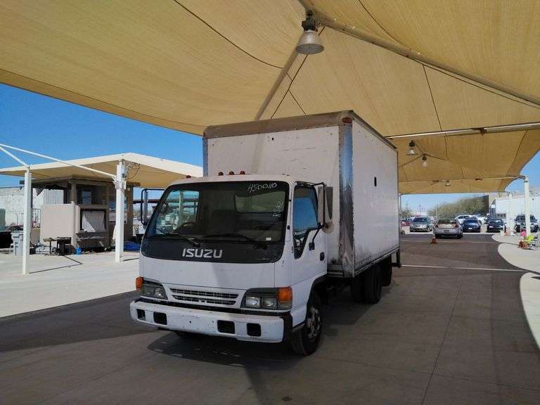 1999 Isuzu NPR Box Truck - Sierra Auction Management Inc