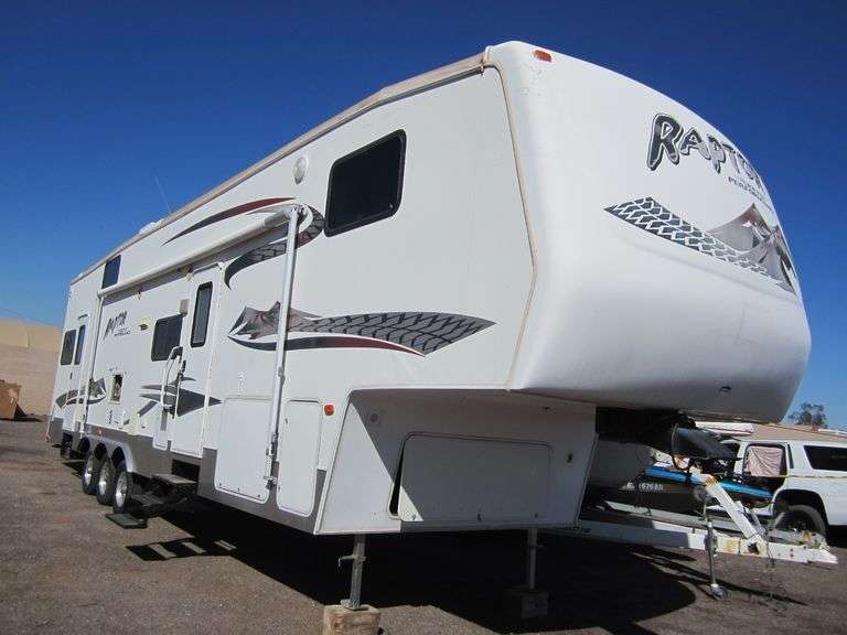 2006 Keystone Raptor Toy Hauler - Sierra Auction Management Inc