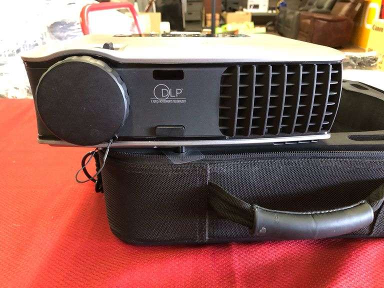 Dell Complete Mini 2400MP 3000 Lumen HD DLP Projector with 177-Hours ...