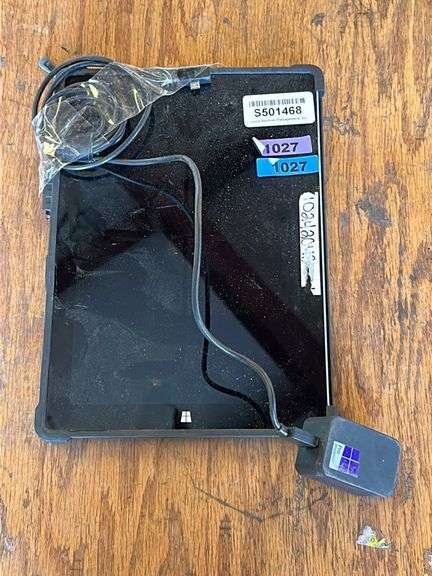 Microsoft Surface Pro Model 1645 64GB with adapter - Sierra Auction ...