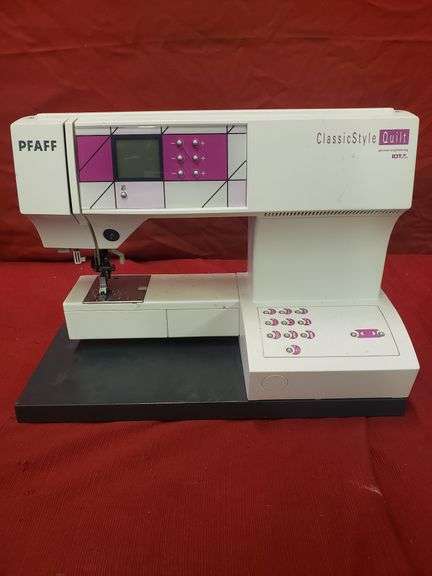 Classic Style Quilt PFAFF Sewing Machine - Sierra Auction Management Inc