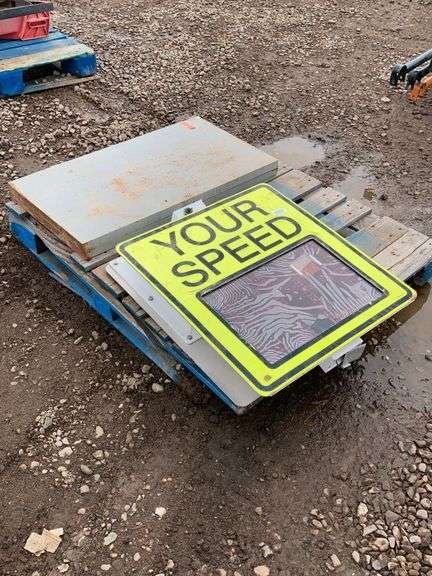 (2) speed check radar signs and key cabinet - Sierra Auction Management Inc
