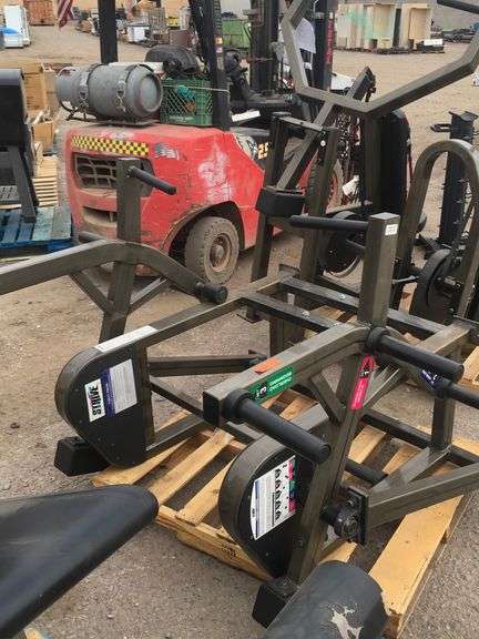 Strive Chest Press Machine - Sierra Auction Management Inc