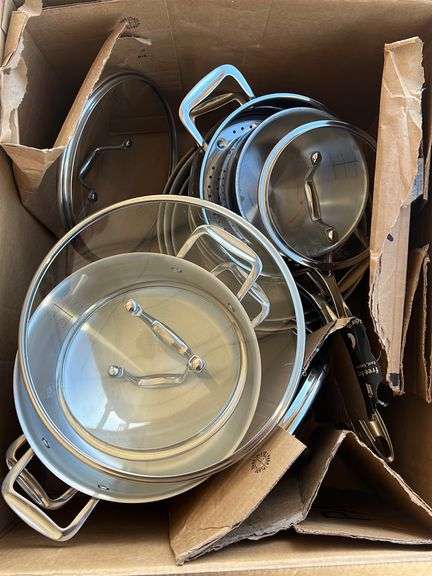 Members Mark Cookware Set - Sierra Auction Management Inc