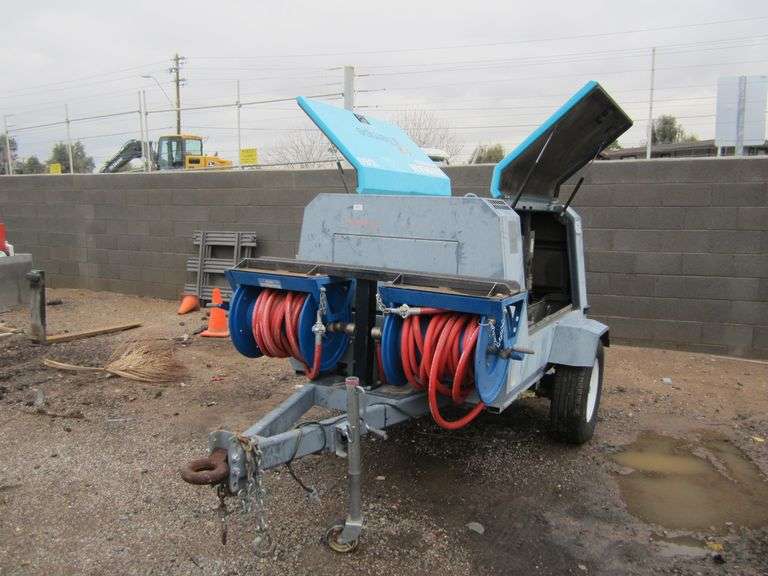 2009 Airman PDS185S Compressor Trailer - Sierra Auction Management Inc